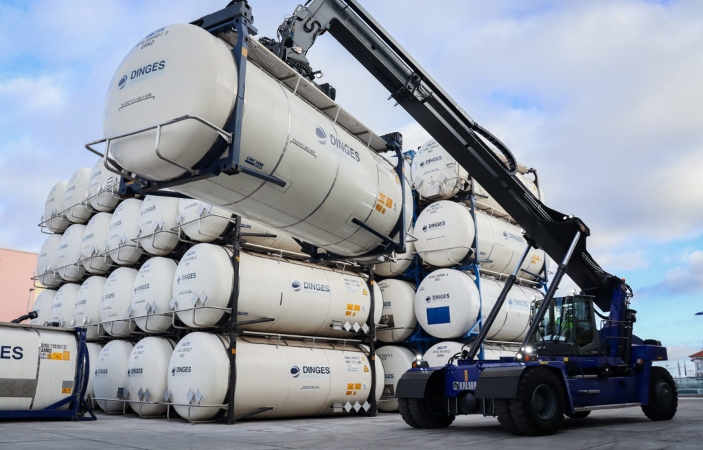 Dinges Logistics expands fleet with additional reachstacker - Dinges ...